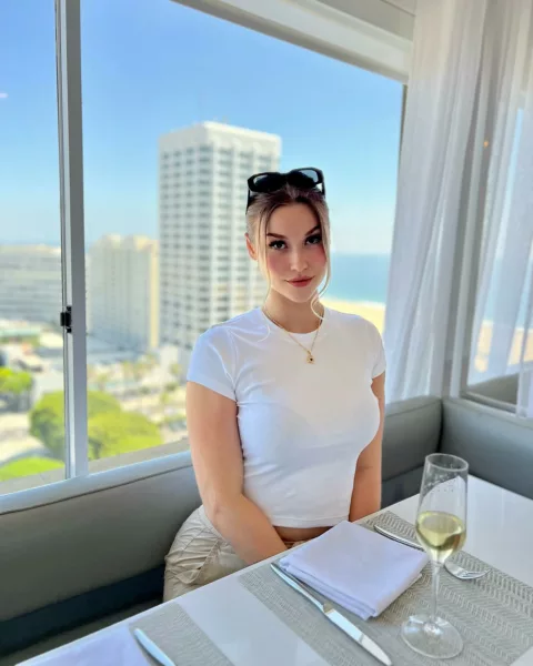 Sondra Y Kylie Video Goes Viral on Twitter, Reddit